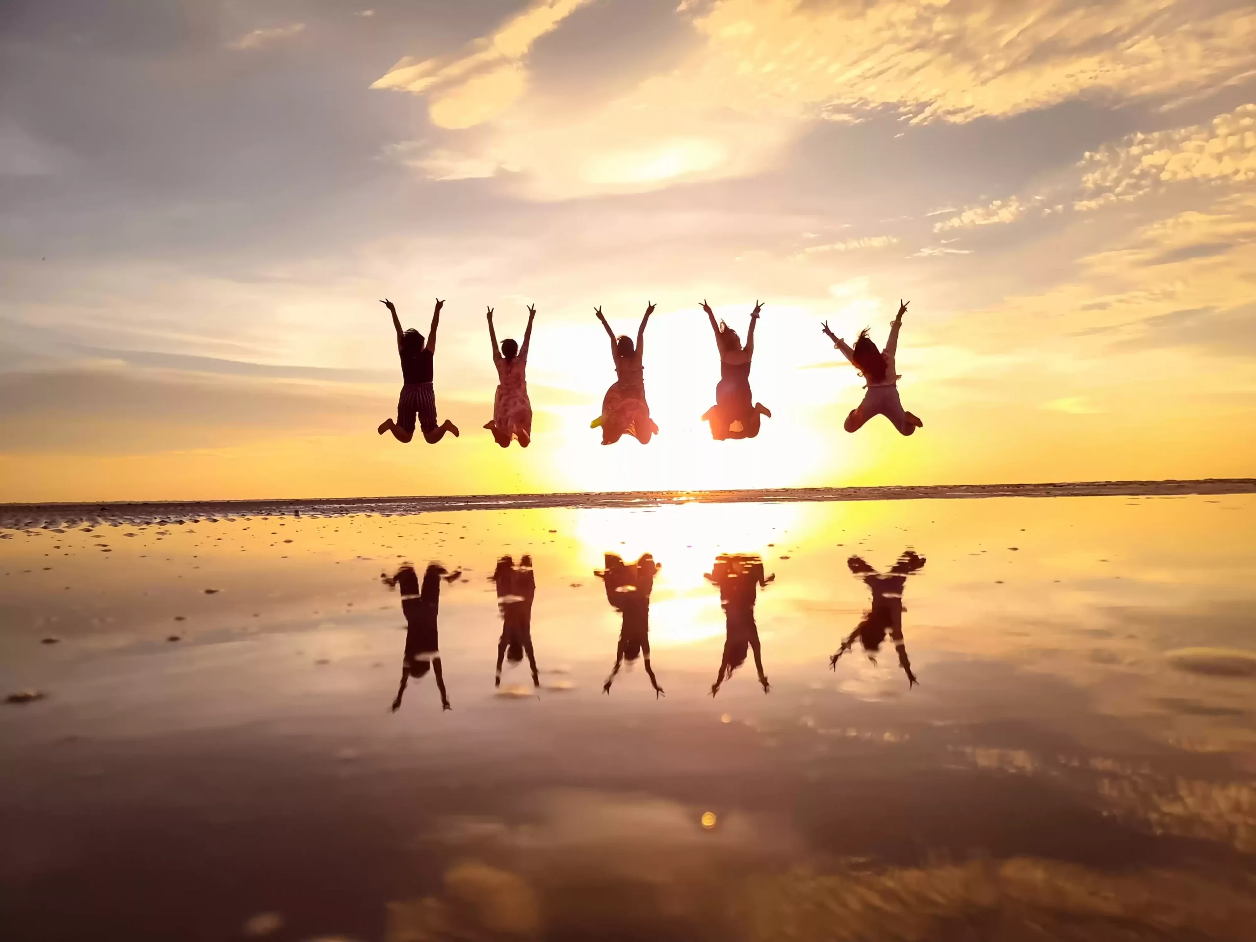 Bongawan Fireflies & Sky Mirror Sunset Beach 振林皇家湾